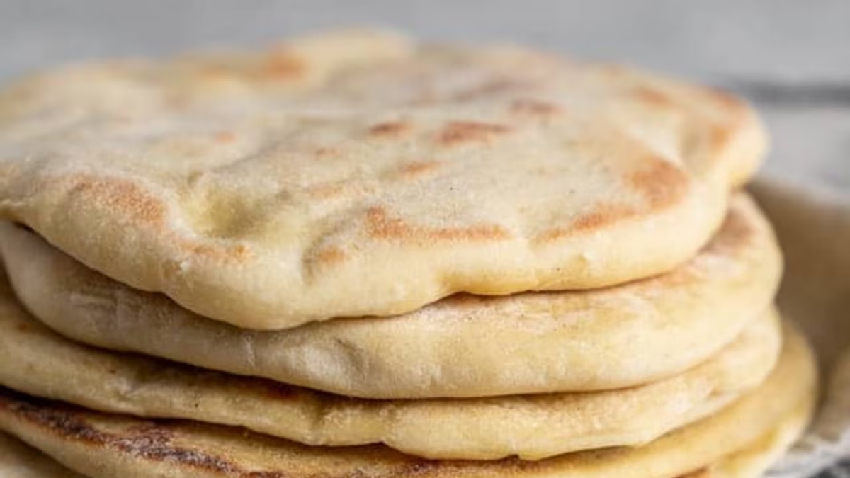 Cómo hacer pan árabe: una receta muy fácil y con ingredientes que hay ...