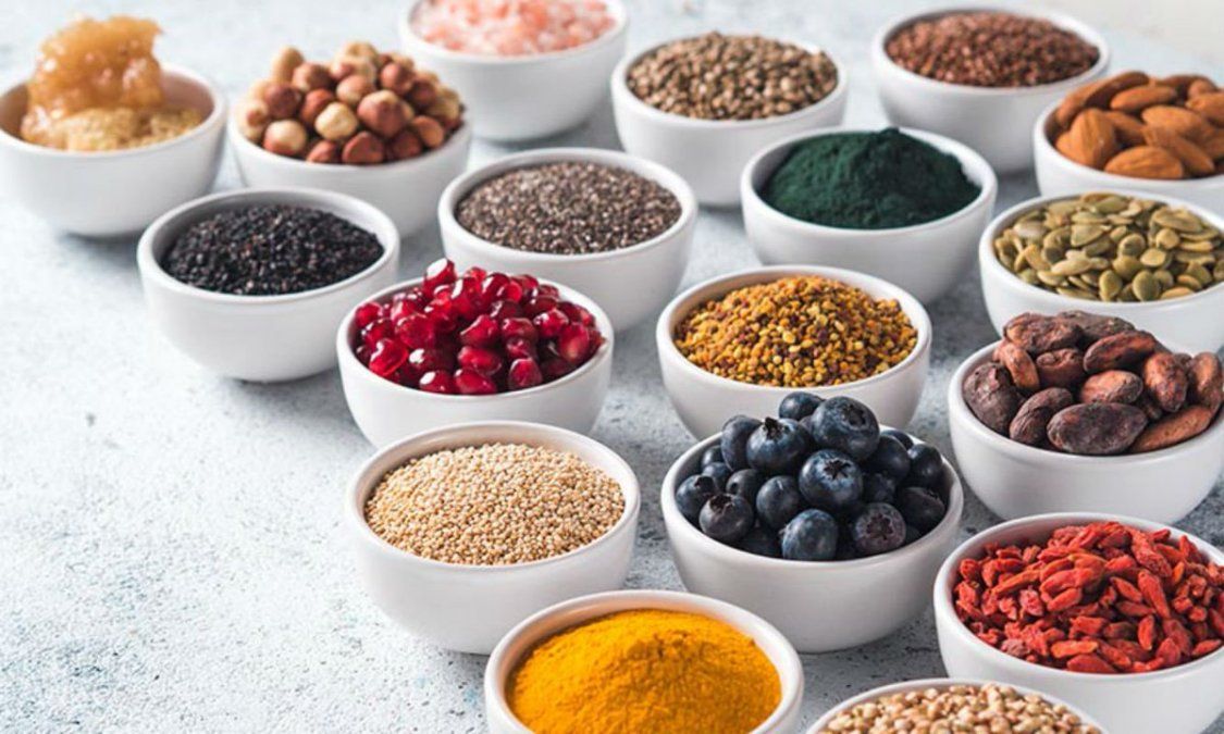 Todo lo que debes saber sobre los superalimentos y cómo consumirlos