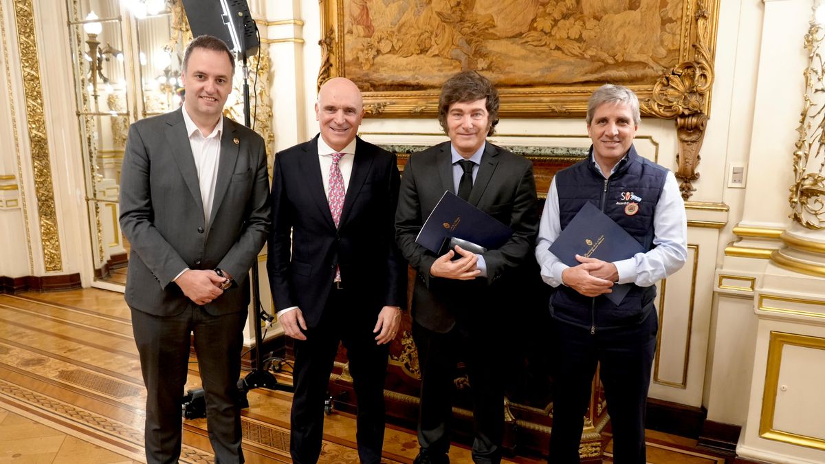 El Gobierno nacional advirtió que apelará si la Justicia no autoriza reimprimir las boletas