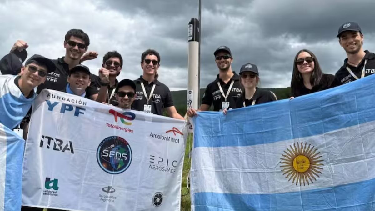 Histórico: estudiantes argentinos ganaron el Mundial Aeroespacial de la ...