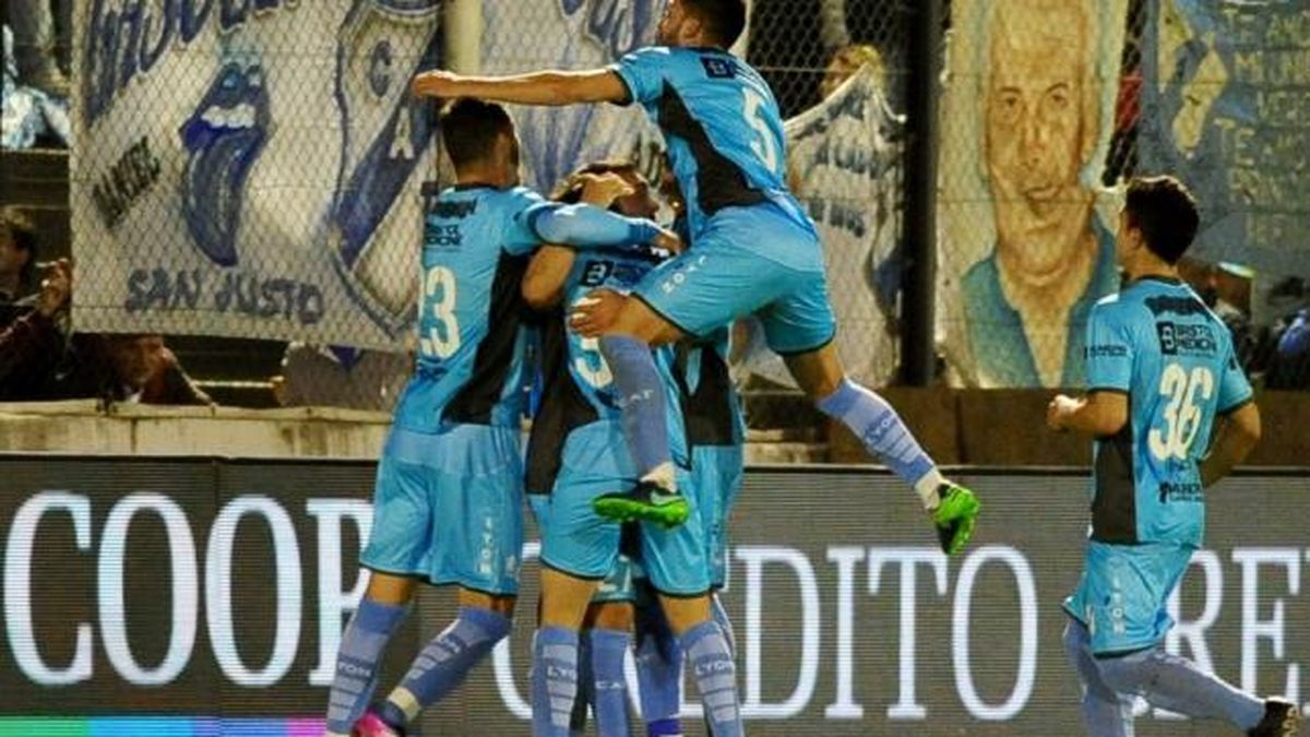 Temperley dio el primer paso en la Copa Argentina