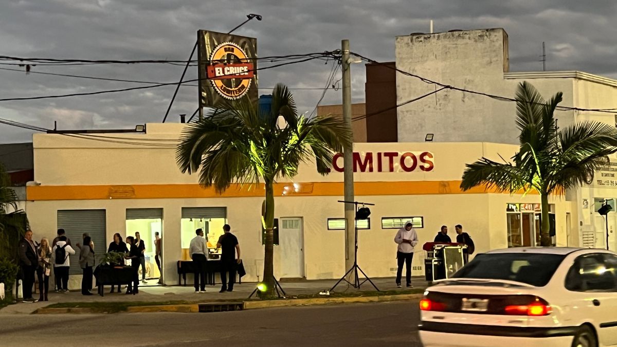 El bar El Cruce abrió en Santo Tomé: lomitos XL, liso santafesino y la ...