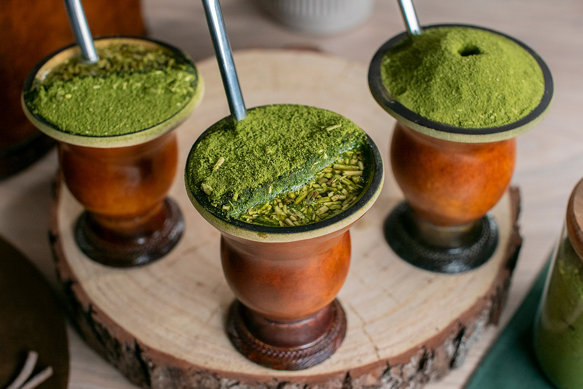 Se conoció cómo se prepara el mate en Brasil y los argentinos estallaron
