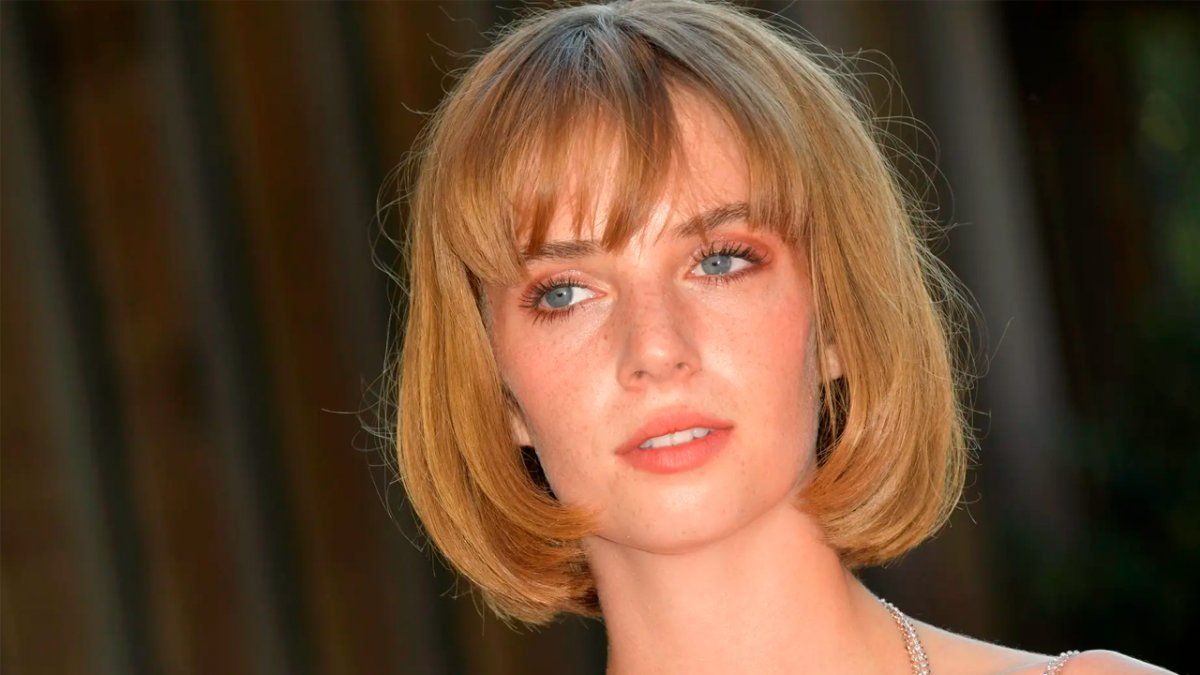 Maya Hawke reveló que no pudo ver algunas películas de sus padres