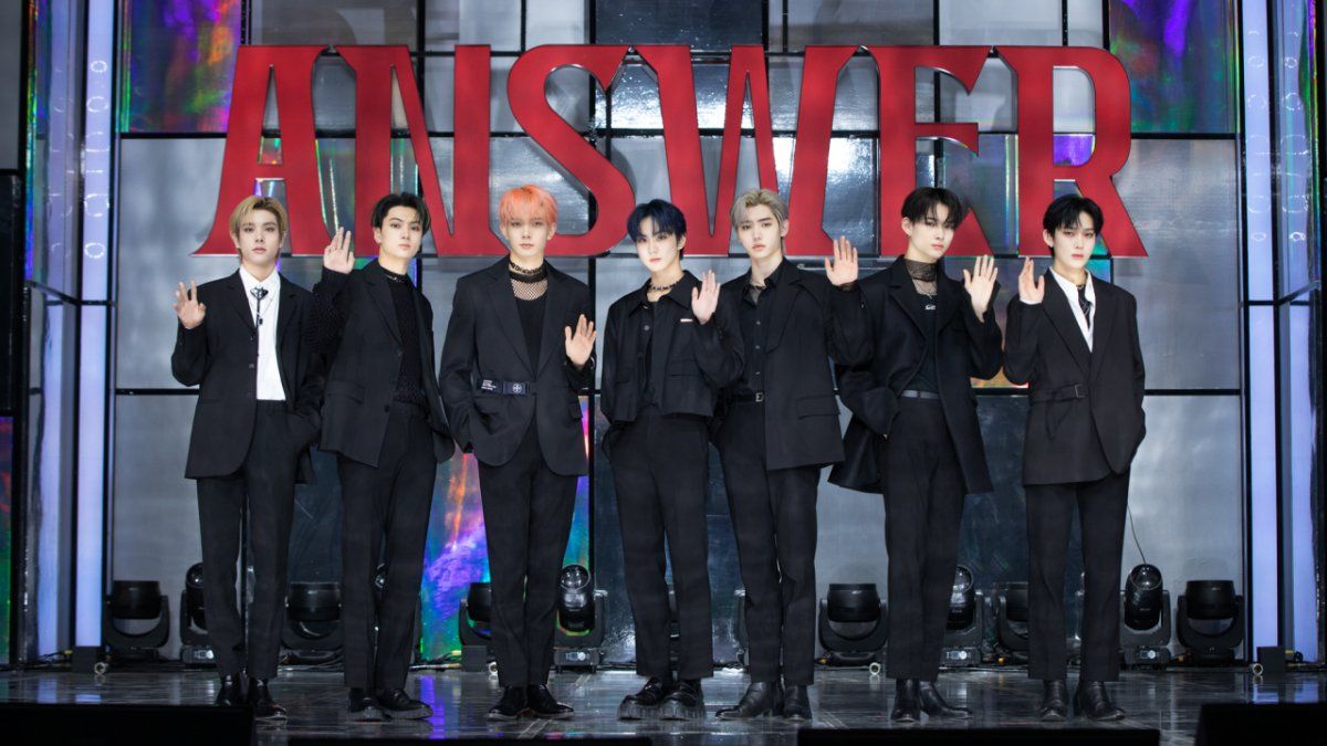 DIMENSION: ANSWER de ENHYPEN encabeza las listas de iTunes de todo el mundo