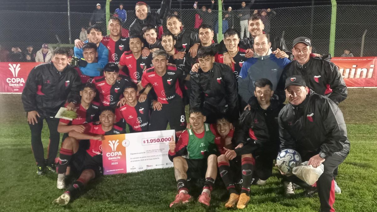 Colón venció de forma agónica a Atlético Tostado y se metió en cuartos ...