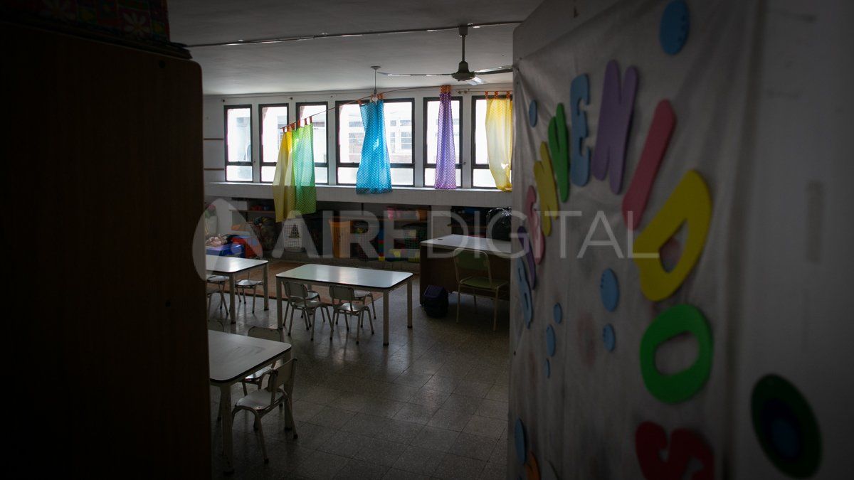 El efecto primaria cerrada retrasa el acceso al derecho a la alfabetización