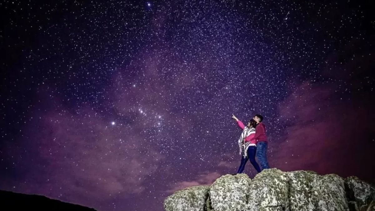 Escapada nocturna al Cerro Uritorco: cuánto cuesta vivir esta ...