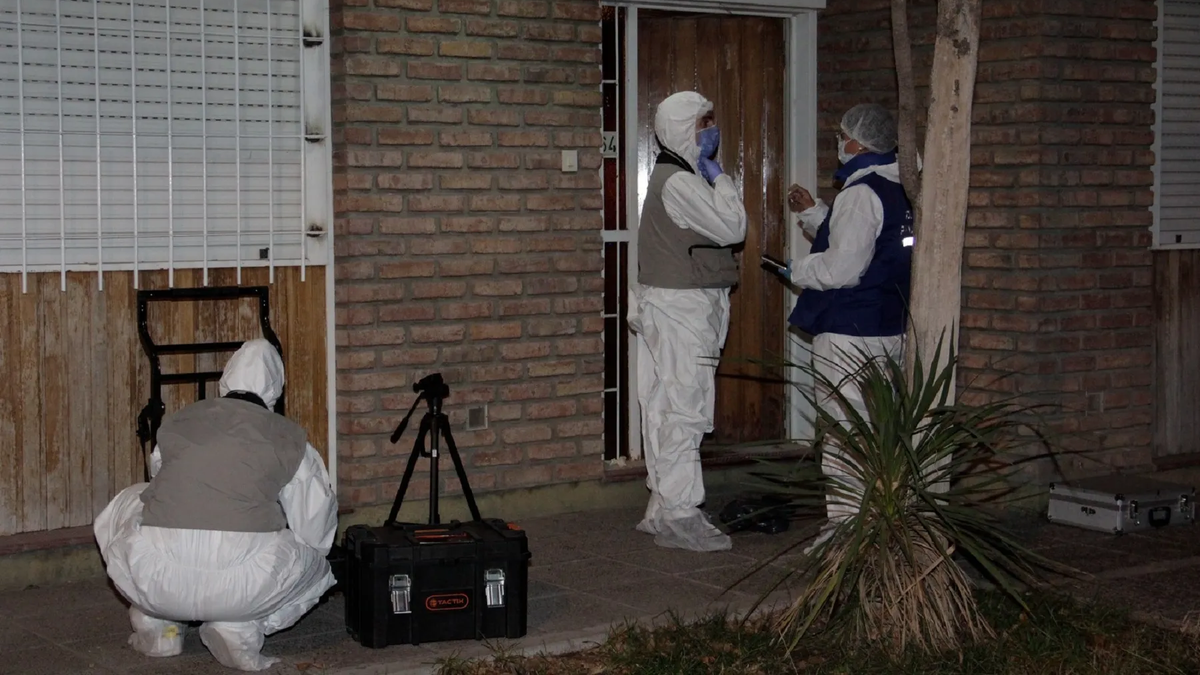 Una niña fue encontrada muerta en su habitación: la mamá aludió a un ...