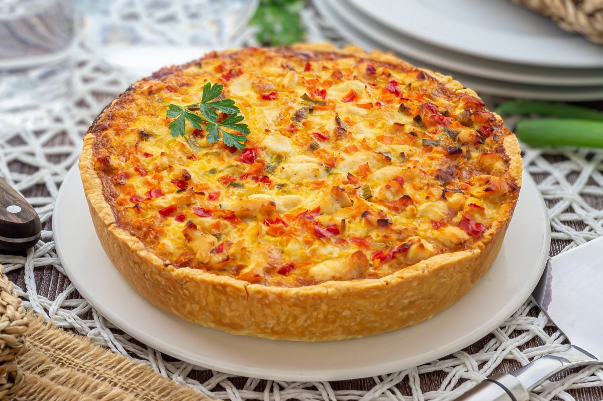 Tarta de pollo: la receta más fácil, económica y deliciosa