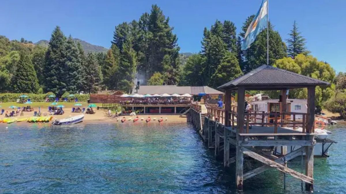 Descubrí Playa Quila Quina: la joya de la Patagonia sin señal ...