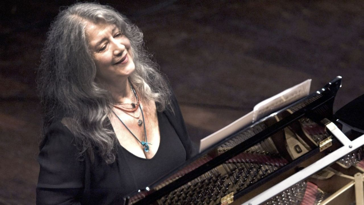 La brillante trayectoria de Martha Argerich, la pianista argentina de ...
