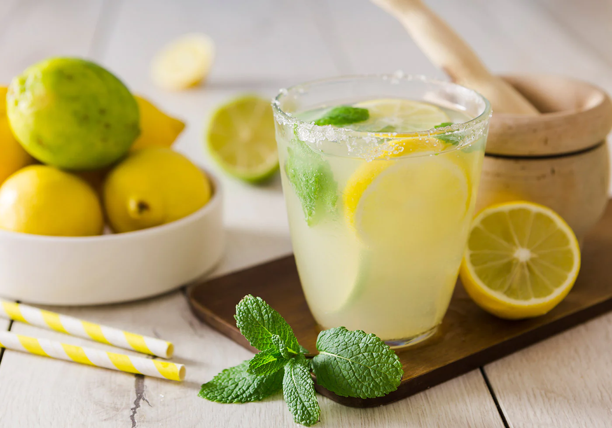 Cómo hacer la mejor limonada: la receta más refrescante con menta y jegibre