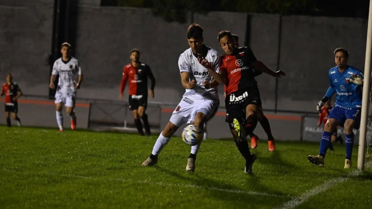 Colón vs. Defensores de Belgrano por la Primera Nacional: minuto a ...