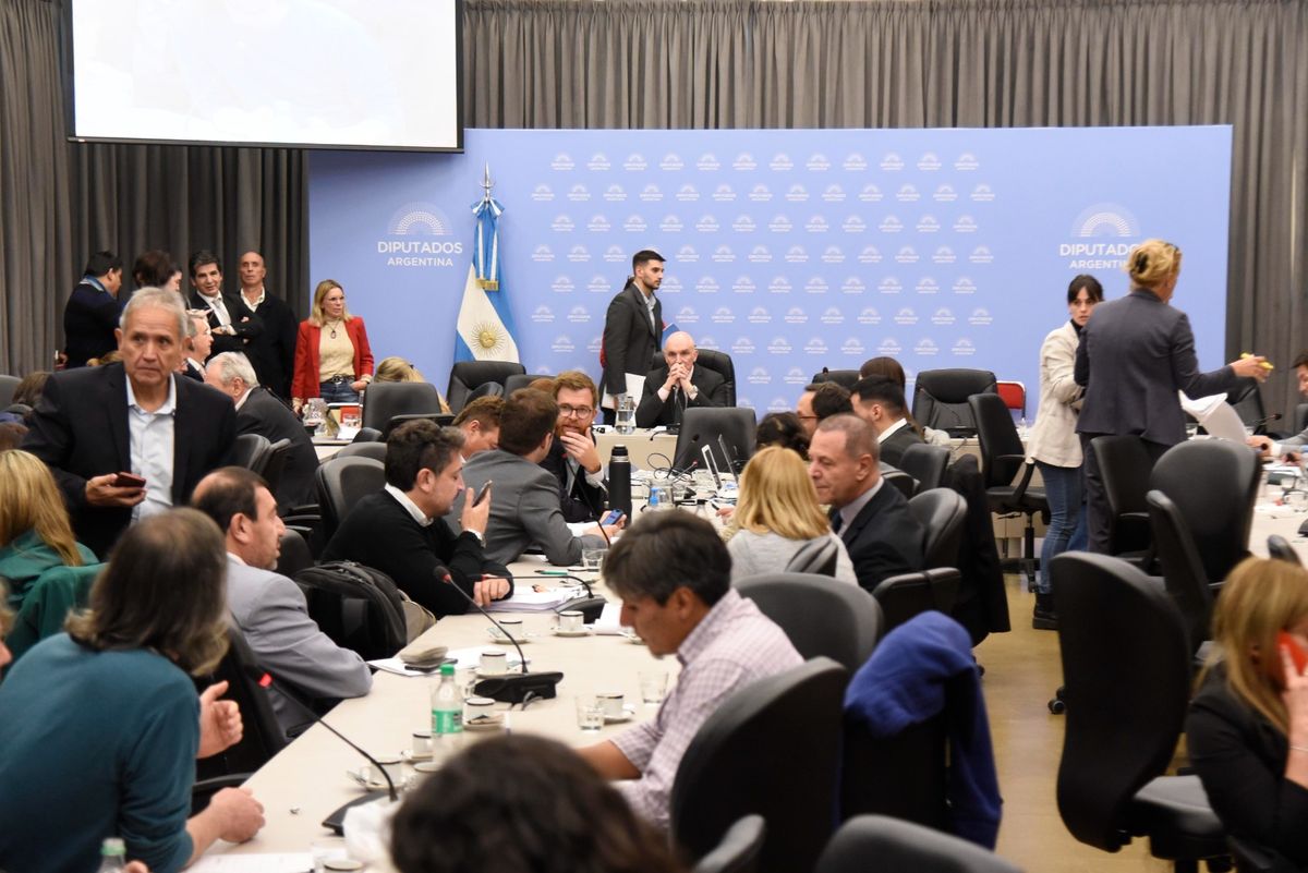 El Paquete Fiscal Del Gobierno También Logró Dictamen Y Se Votará En