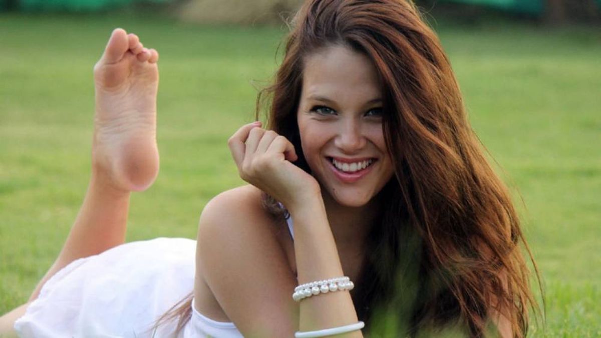 Barbie Vélez sorprendió con su nuevo look y ¿con nuevo amigovio?