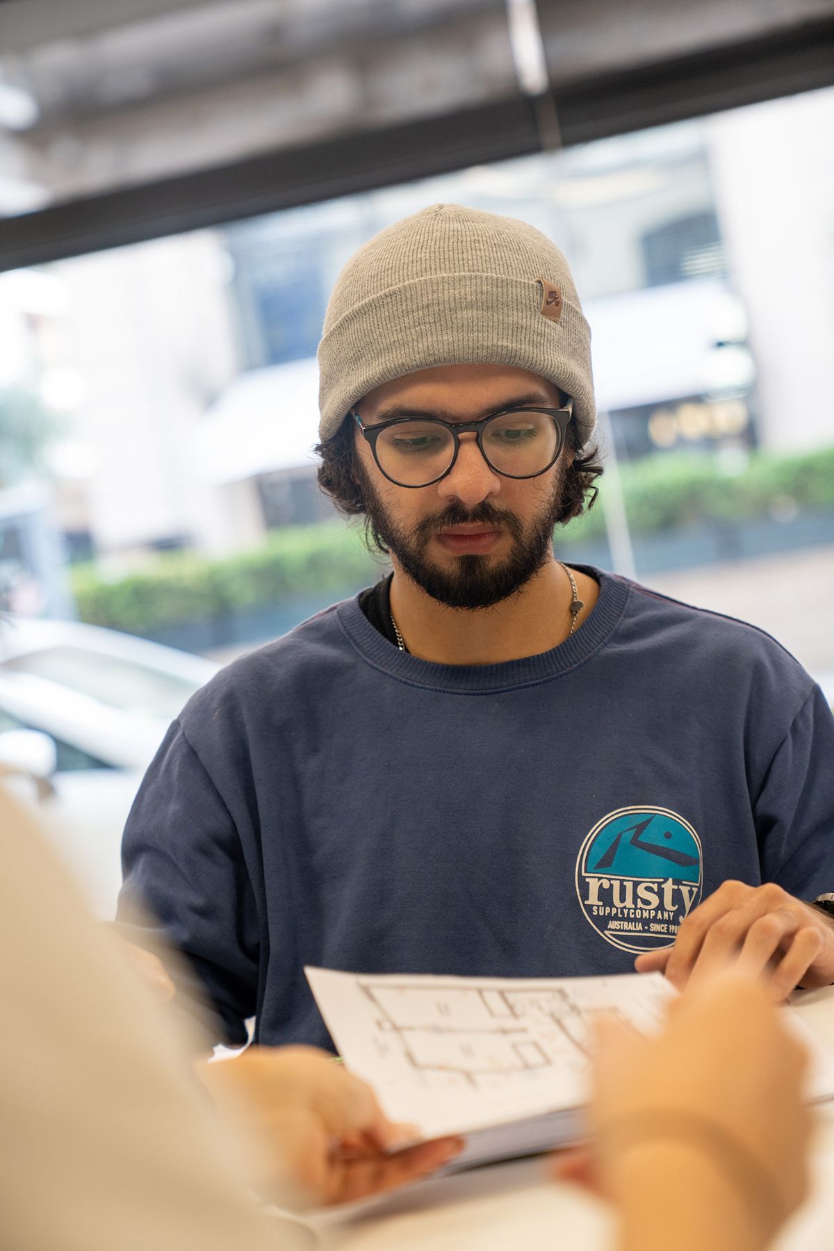 Pilay entrega nuevo edificio en Santa Fe