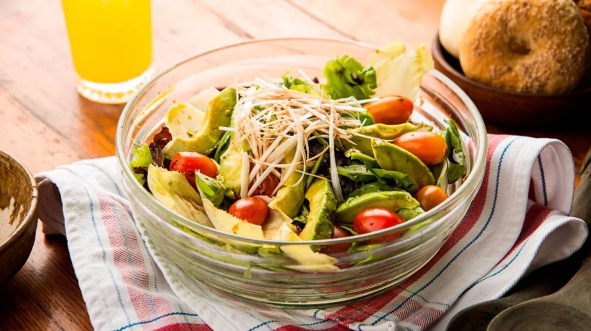 Cómo hacer una ensalada fresca con la receta ideal de Maru Botana para ...