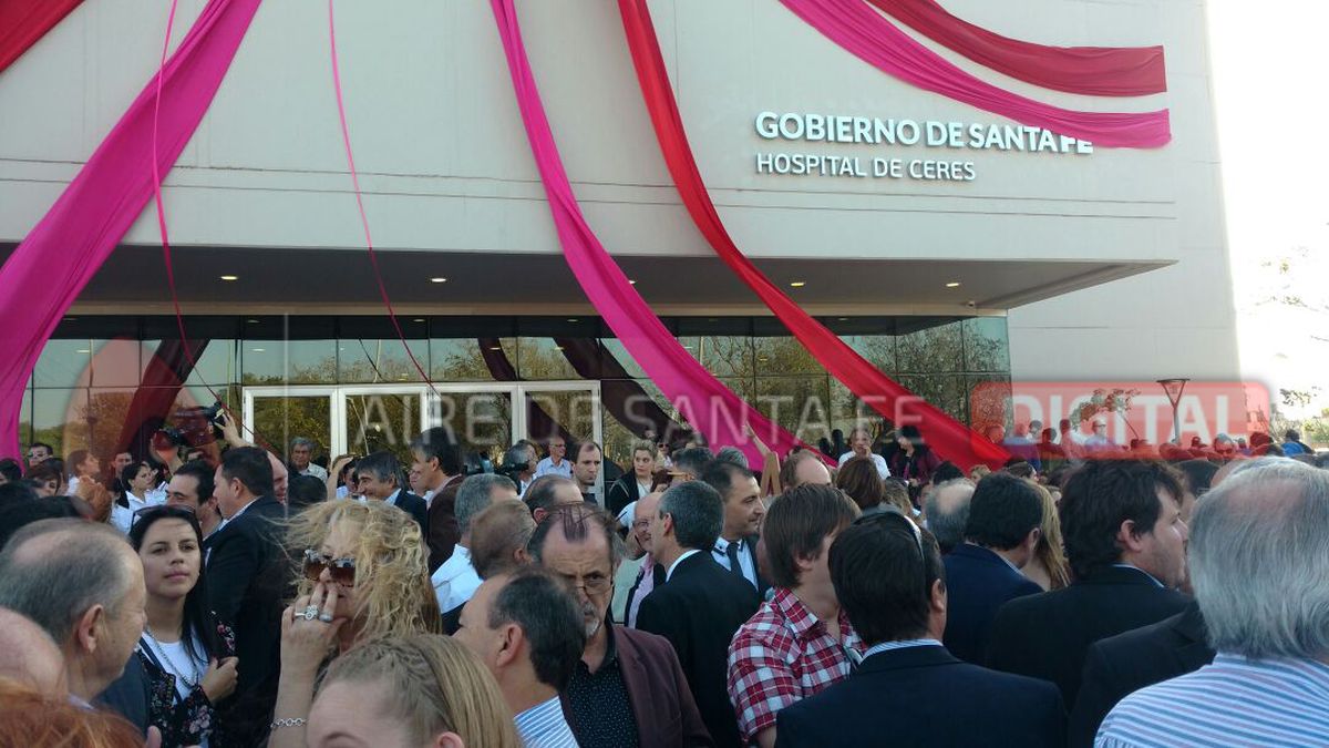 El gobernador Lifschitz inauguró el nuevo hospital de Ceres