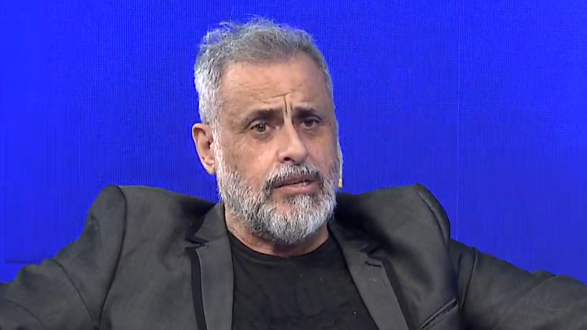 La primera foto de Jorge Rial desde el hospital en Colombia: pulgar arriba