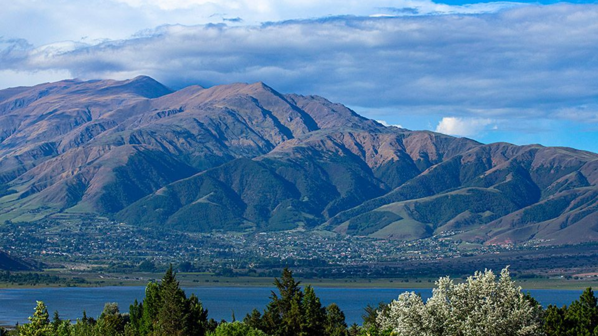 Descubrí cómo viajar a San Miguel de Tucumán con tan solo $10000 desde ...