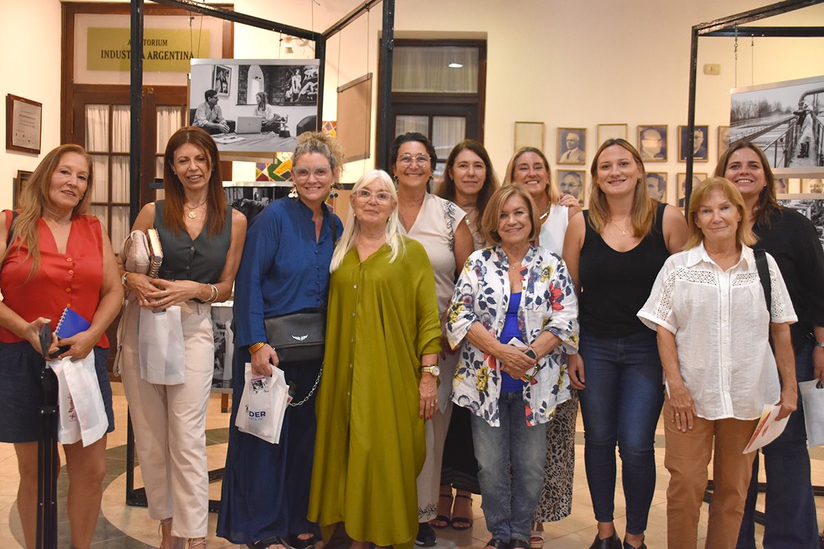 Mujeres en Red: el futuro del desarrollo sostenible