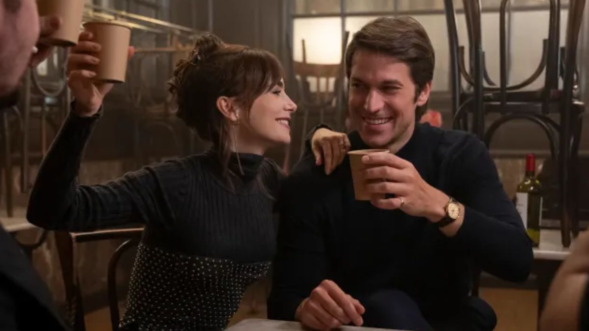 El elenco de Emily in París de Netflix en riesgo: Lucas Bravo criticó ...