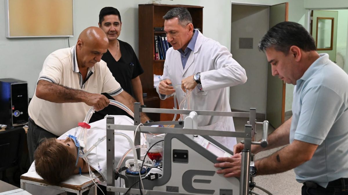 Reconocimiento internacional para el Hospital Cullen por su programa ECMO móvil