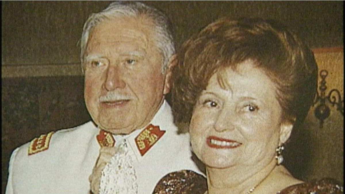 Murió Lucía Hiriart, viuda de Augusto Pinochet, a los 99 años