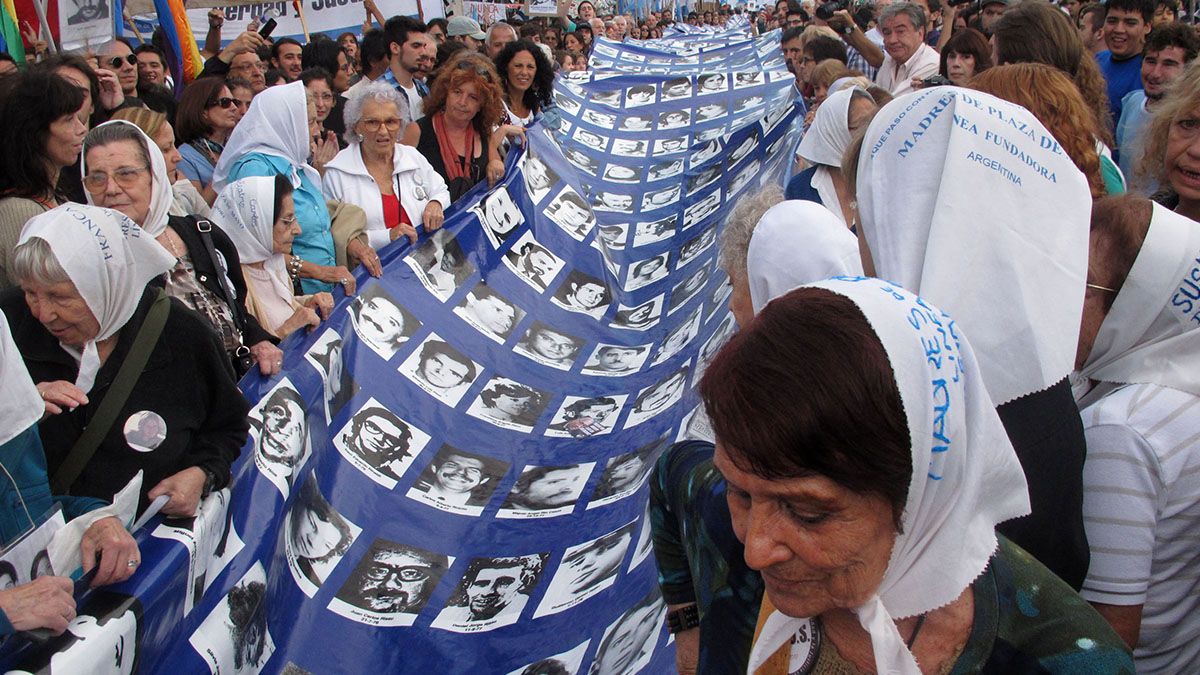 Las Abuelas de Plaza de Mayo anunciaron la restitución del nieto 132