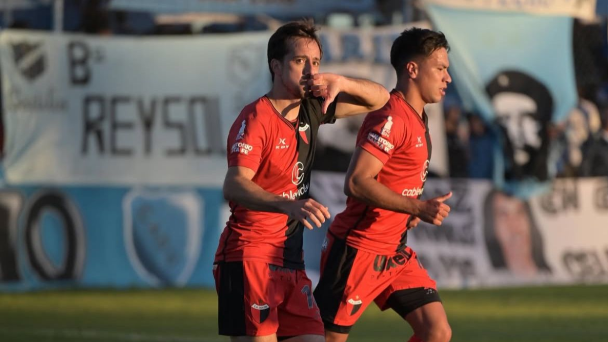 ¡TRIPA Y CORAZÓN! Bernardi apareció sobre la hora y le dio un triunfo clave a Colón ante ...