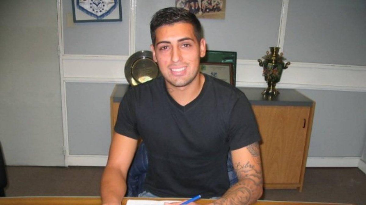 Miguel Brizuela, de Vélez, fue denunciado por violencia de género y fue ...